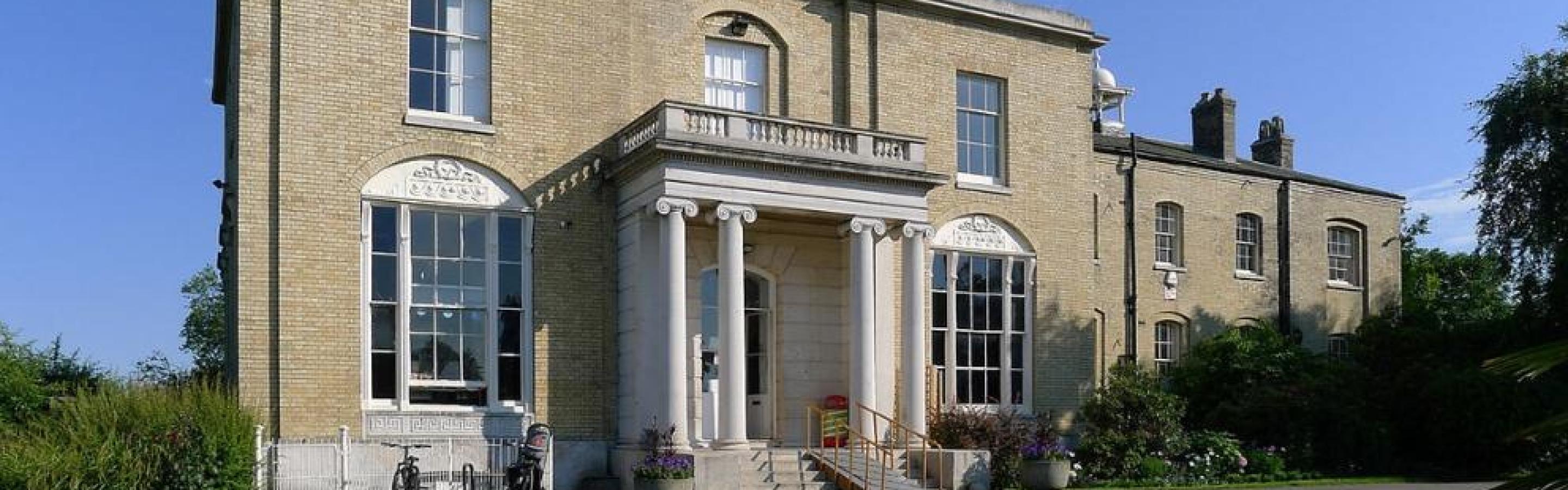 Brockwell Hall | Love At Lambeth